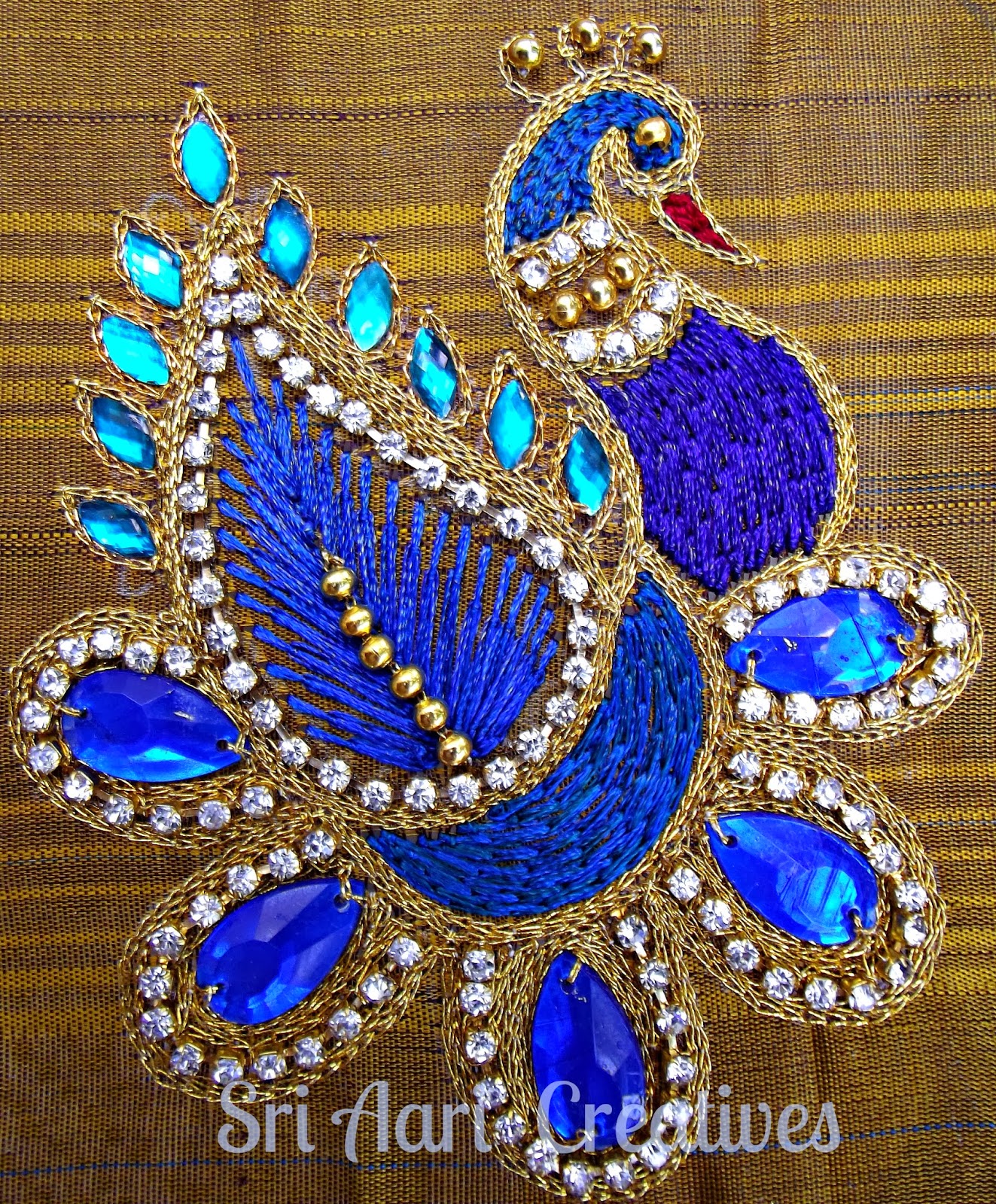 SRI AARI CREATIVES: Designer Blouse Designs