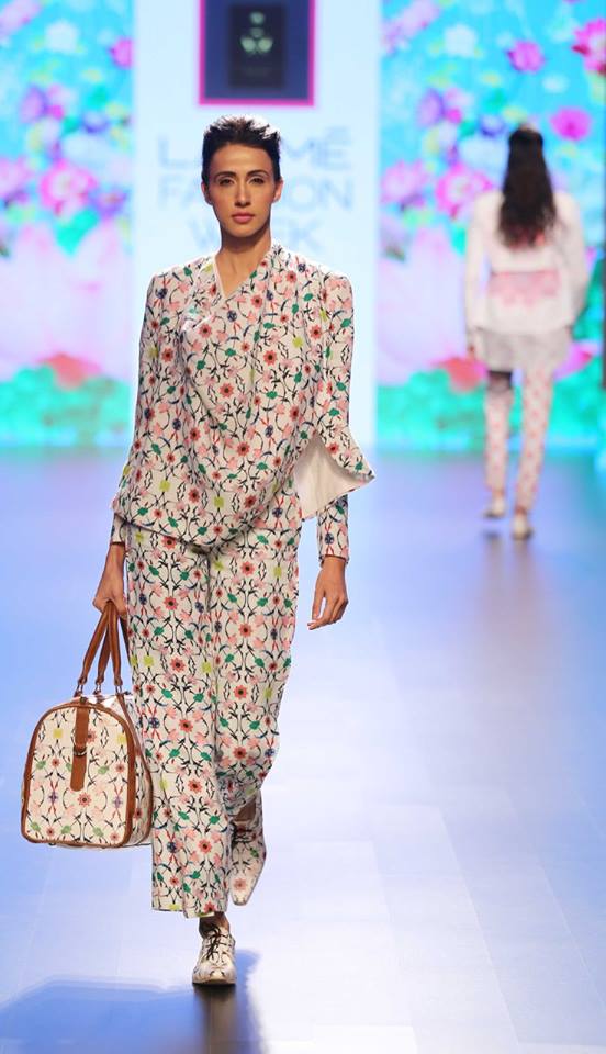 Stylefluid Trendz: “Paradox of lotus sutra” by Ajay Kumar: Lakme ...