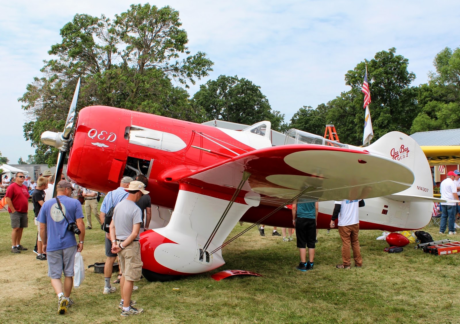 The Aero Experience: EAA AirVenture Oshkosh 2014 Airshows: Gee Bee QED ...