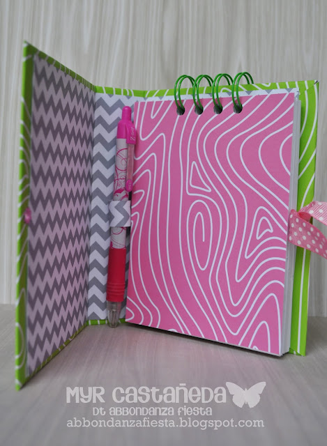 Tutorial Libreta con pluma | Abbondanza Fiesta - Papel para Scrapbook ...