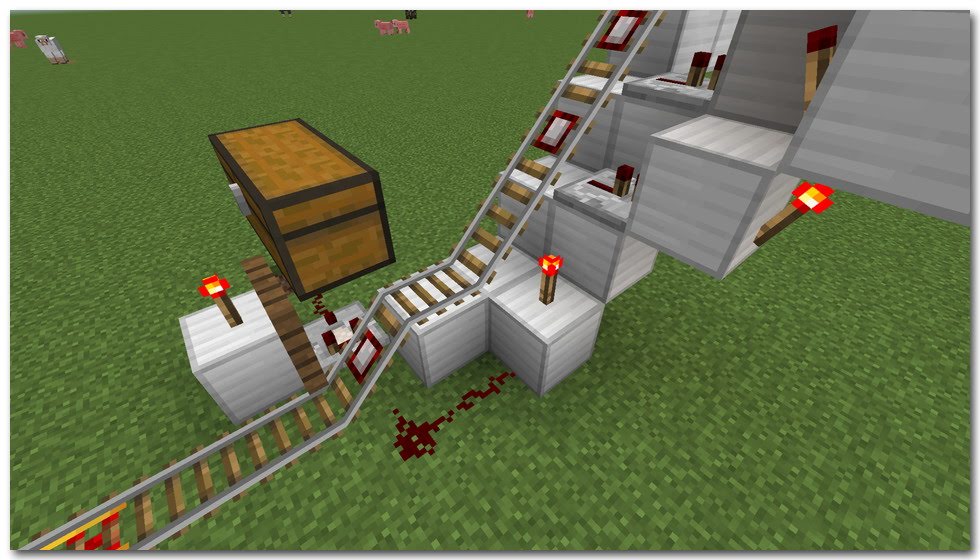Automatic item transport system with the minecarts