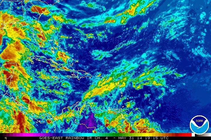 Roatan Weather: Windy and Overcast