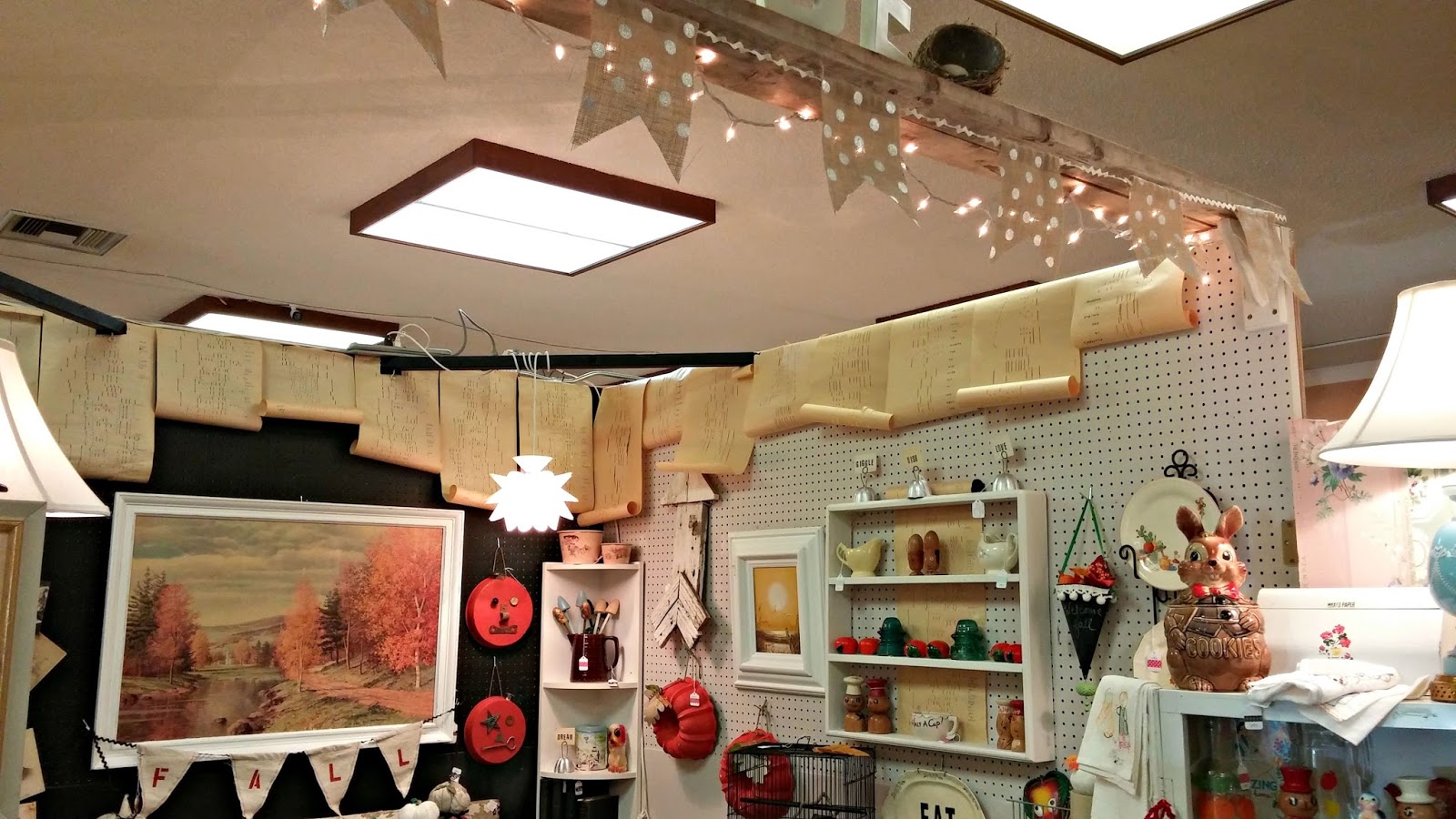 Fall Themed Antique Booth Update - Little Vintage Cottage