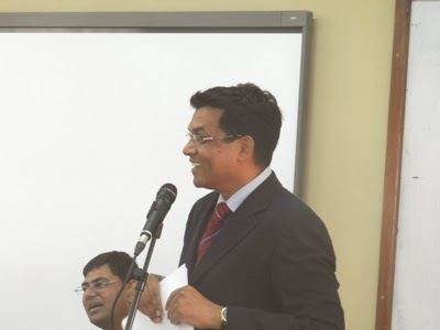 Rajesh Jeetah: ‘Caravane de la science - Ebene SSS Girls