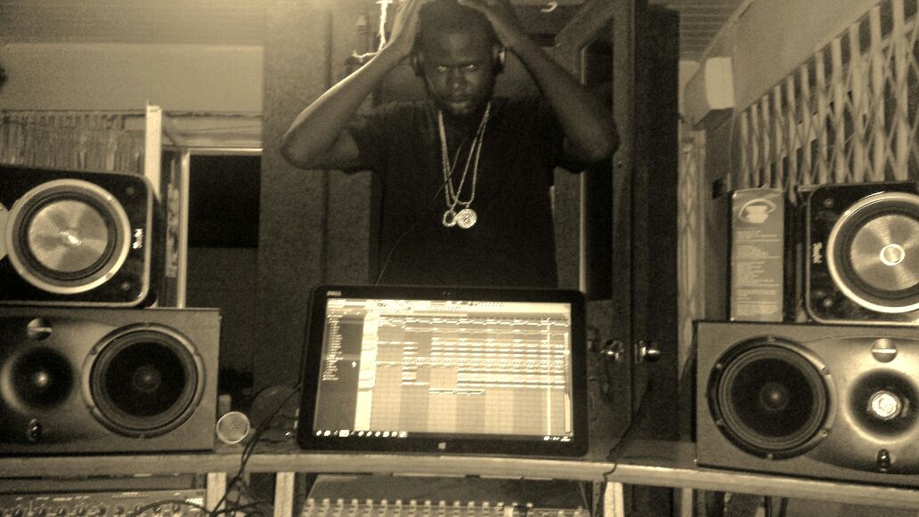 wayne city: Producer DJ Wayne