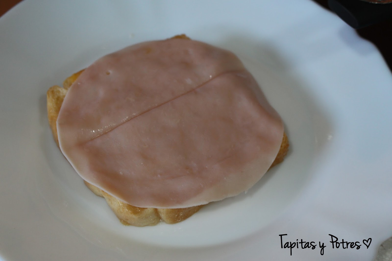 Tapitas y Postres: French toast con jamón