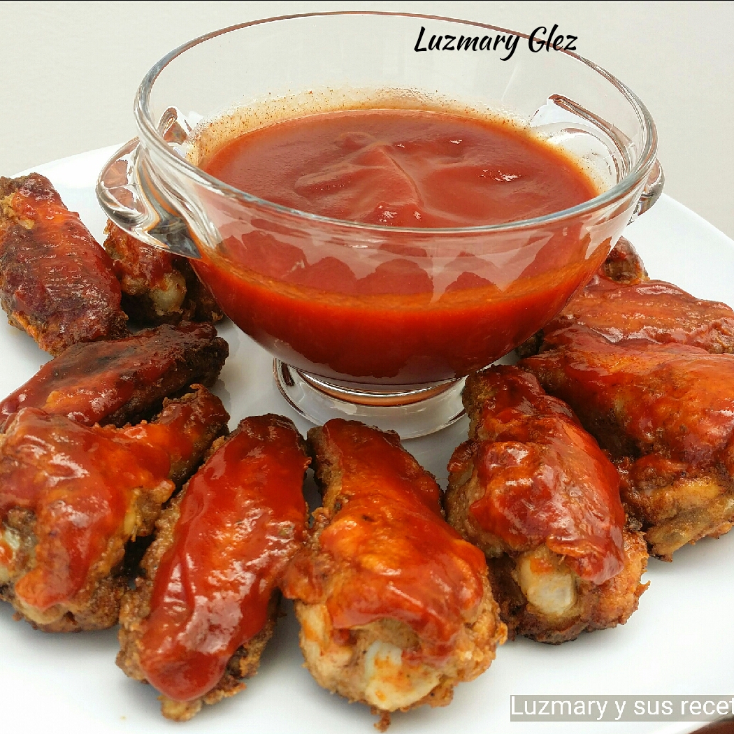 Luzmary y sus recetas caseras: ALITAS DE POLLO Y SALSA BARBACOA.