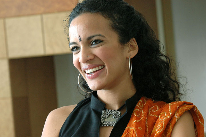 Beauty of the Week-- Anoushka Shankar | LATTES + LIPSTICK