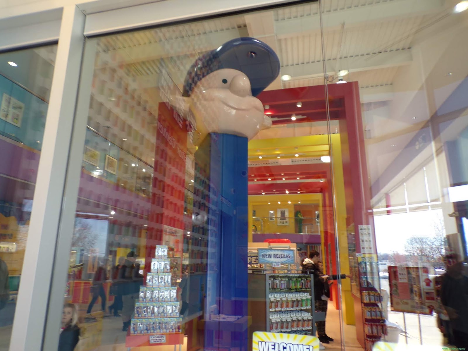 Cardboard History : A visit to the Pez Museum
