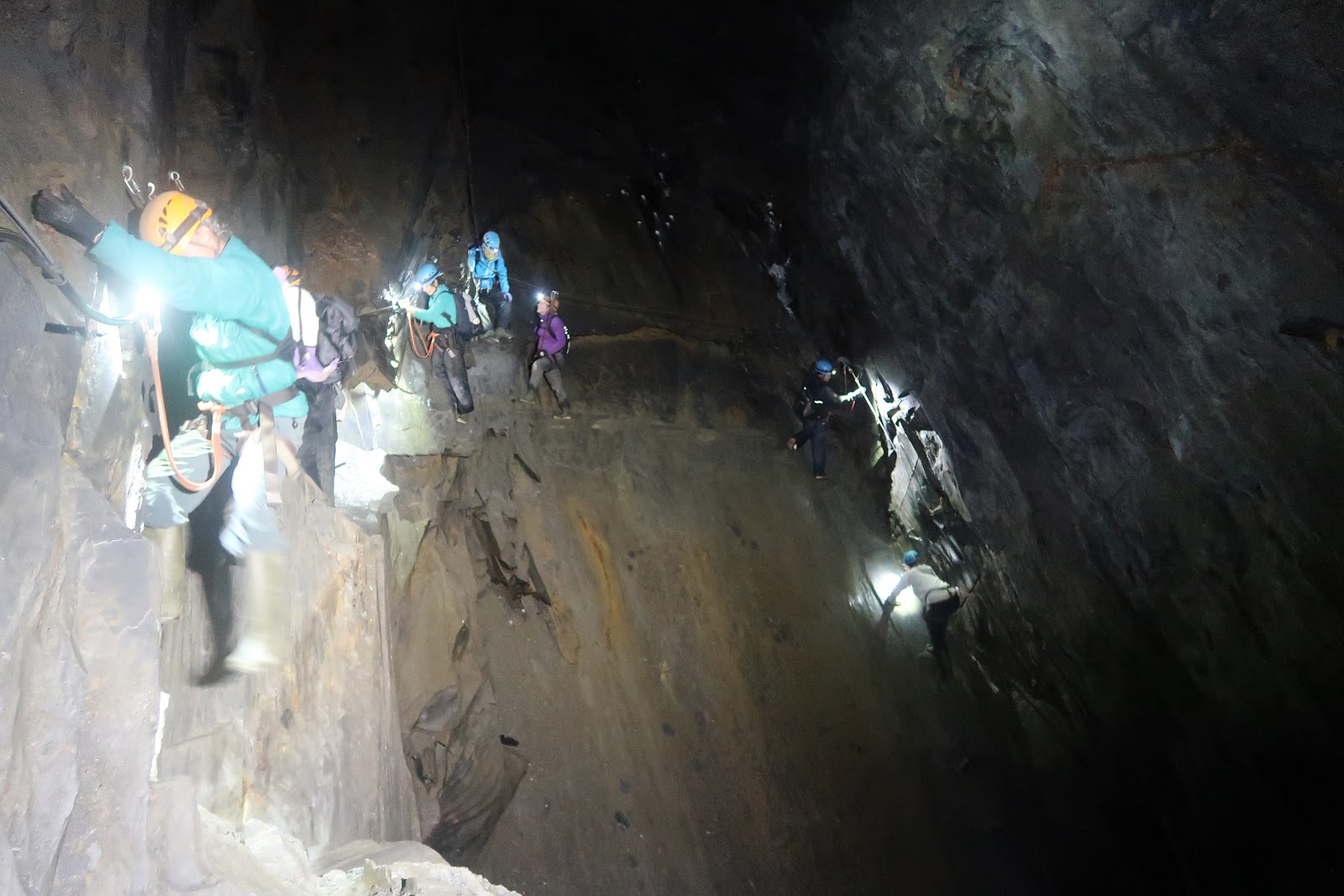 Go Below Ultimate Xtreme Underground Adventure with Red Letter Days ...