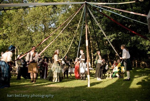 Medieval Bride: March 2012