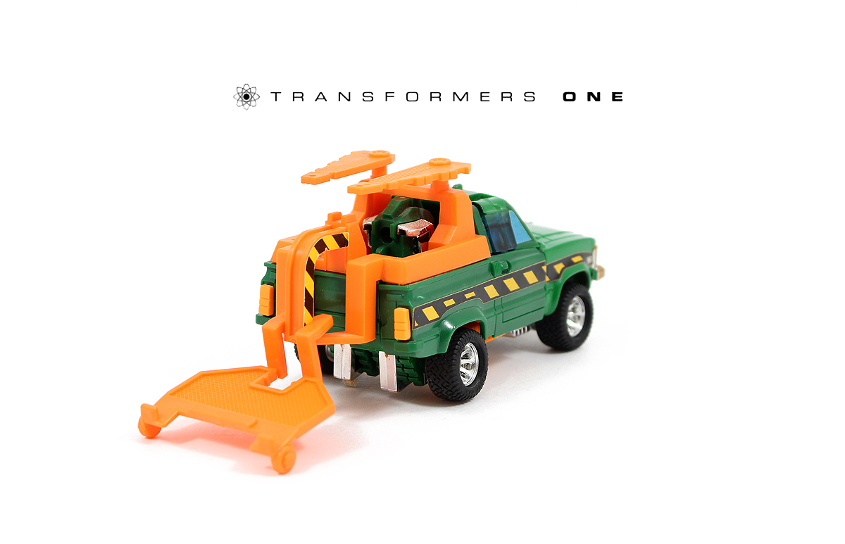 Transformers Square One: Mexican G1 "Trailbreaker Head" Hoist
