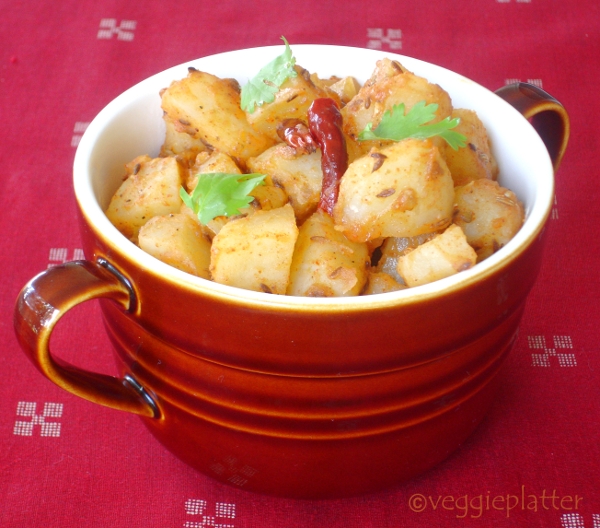 Veggie Platter: Imli Aloo