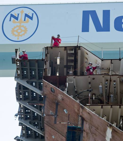 The Most Expensive Nuclear-Powered Warship Ever Built (31 pics ...