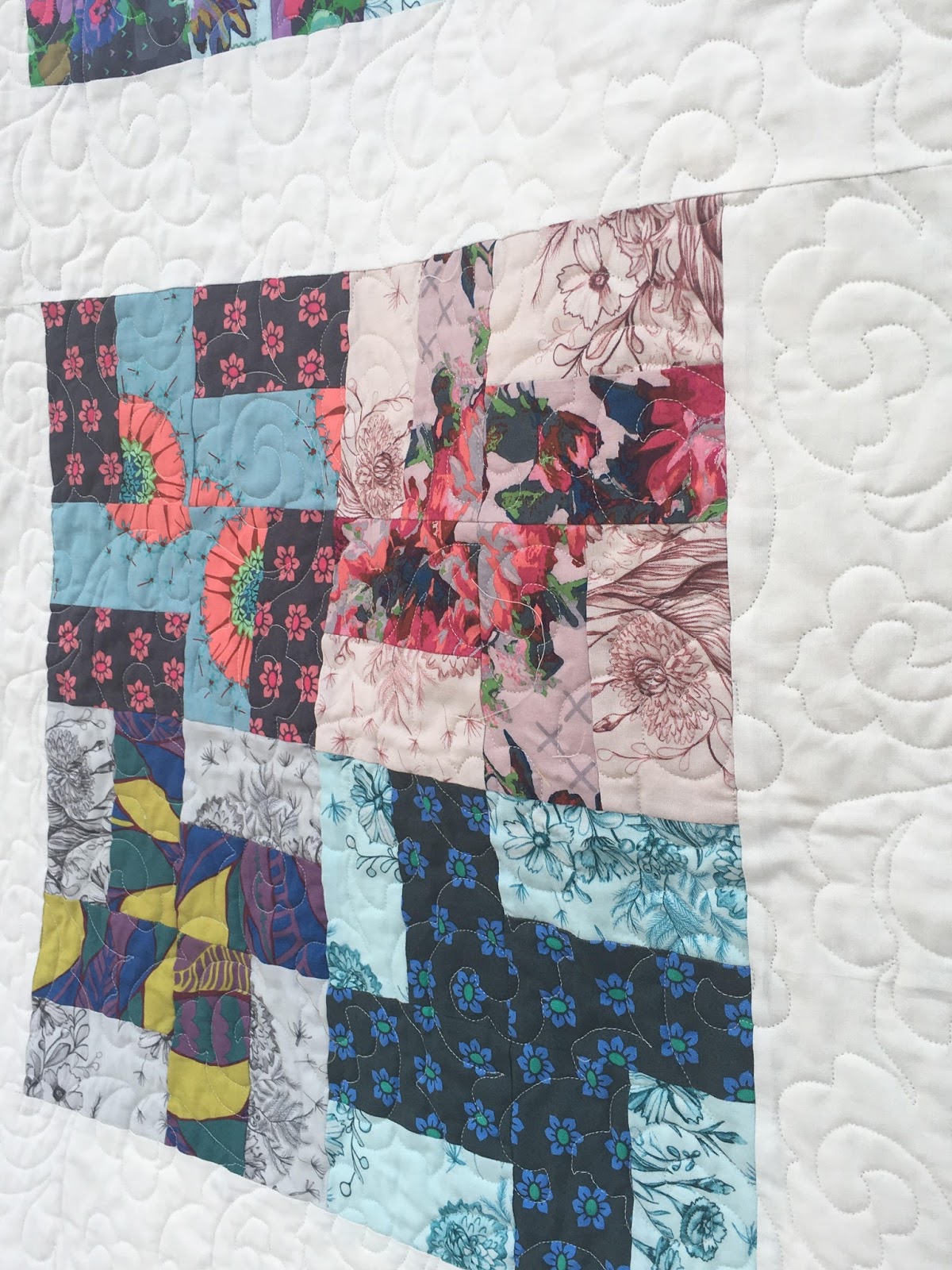 Girls in the Garden: Three Quilts from Anna Maria Horner Mod Cosage
