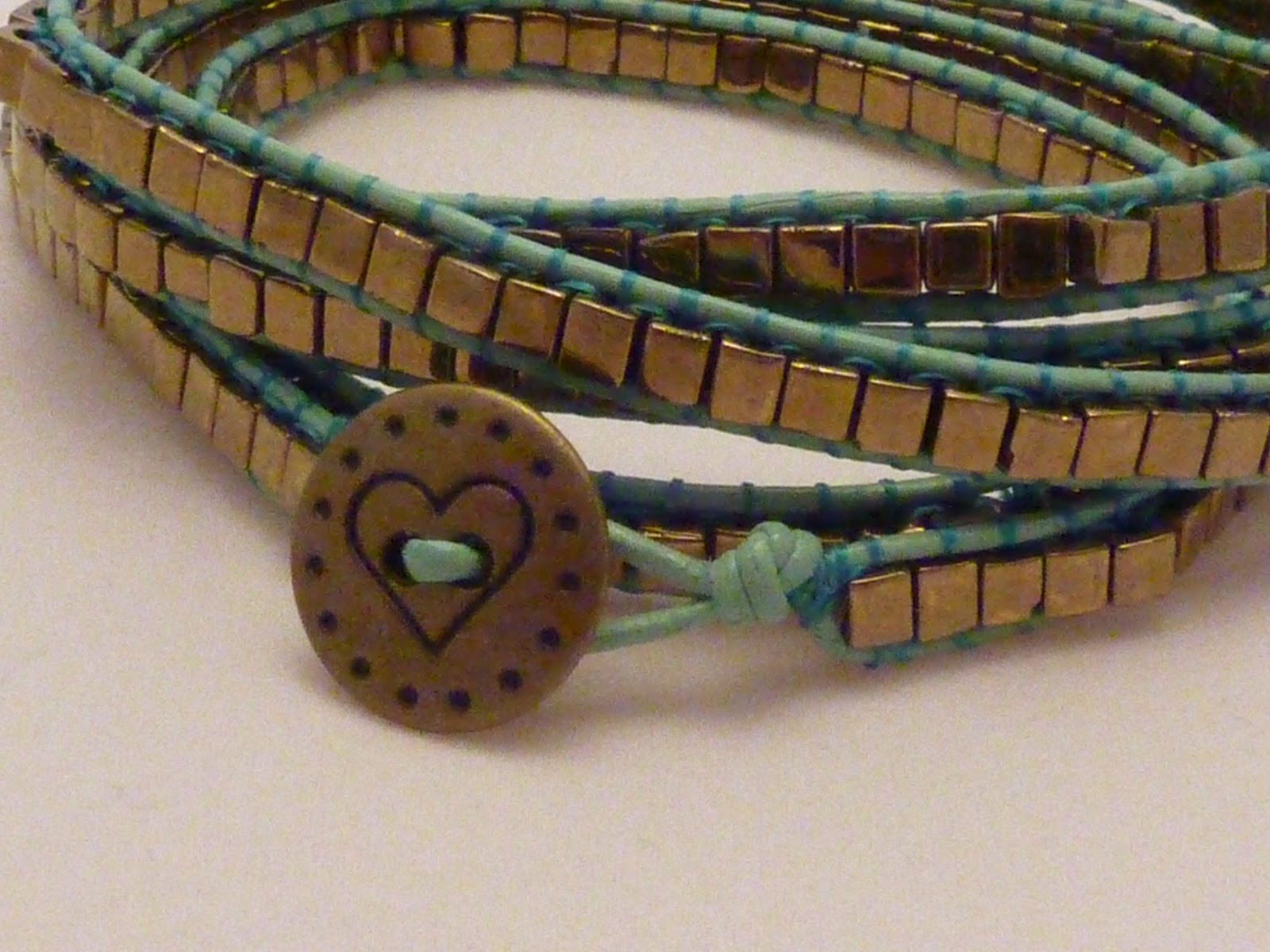 Sparkly Sparrow Designs: Beaded Wrap Bracelet Tutorial