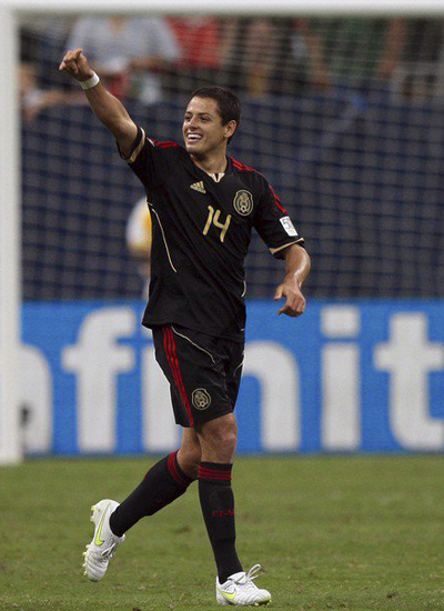 Manchester United: Javier Chicharito Hernandez Pictures in Concacaf ...