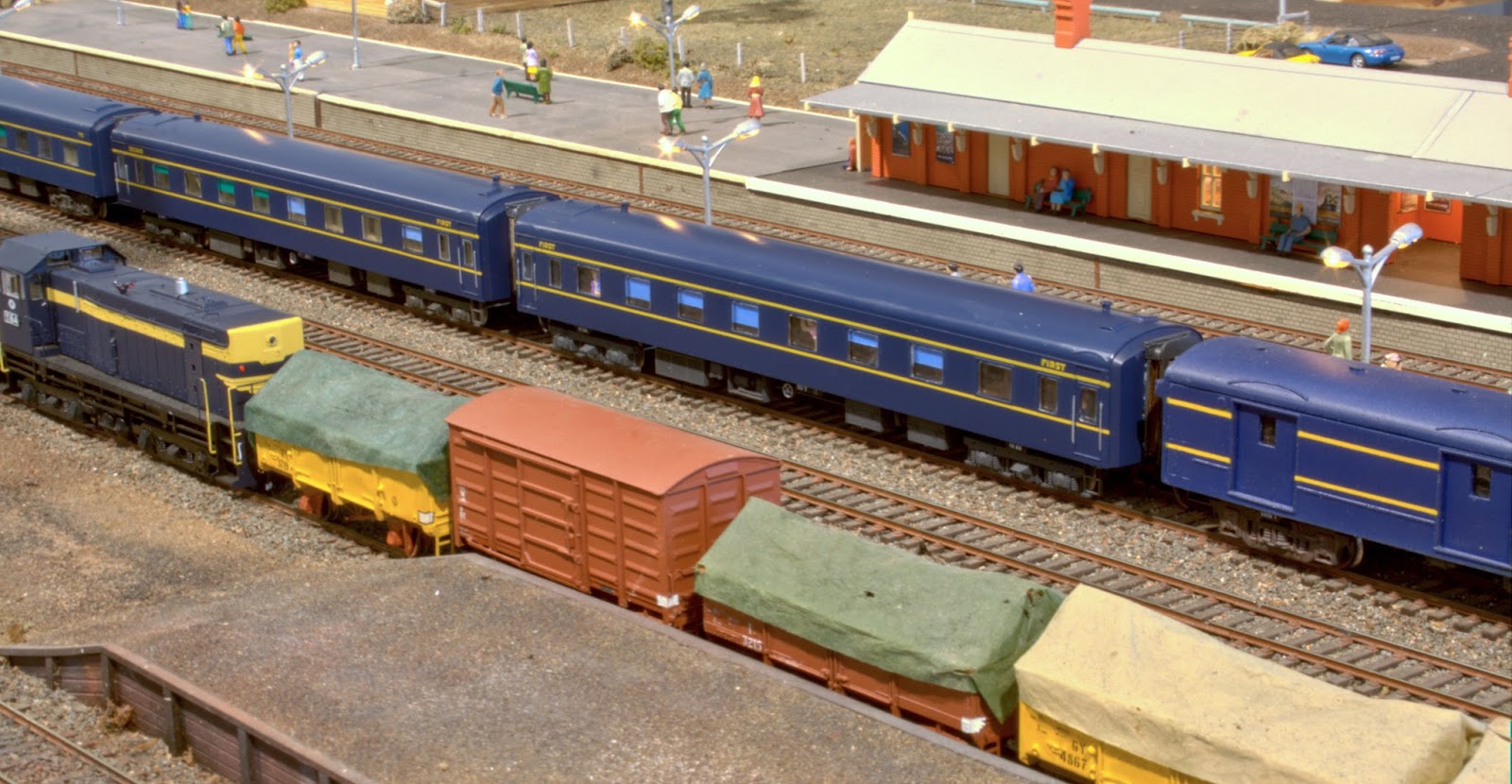 Garahbara: Spirit of Progress takes to the rails