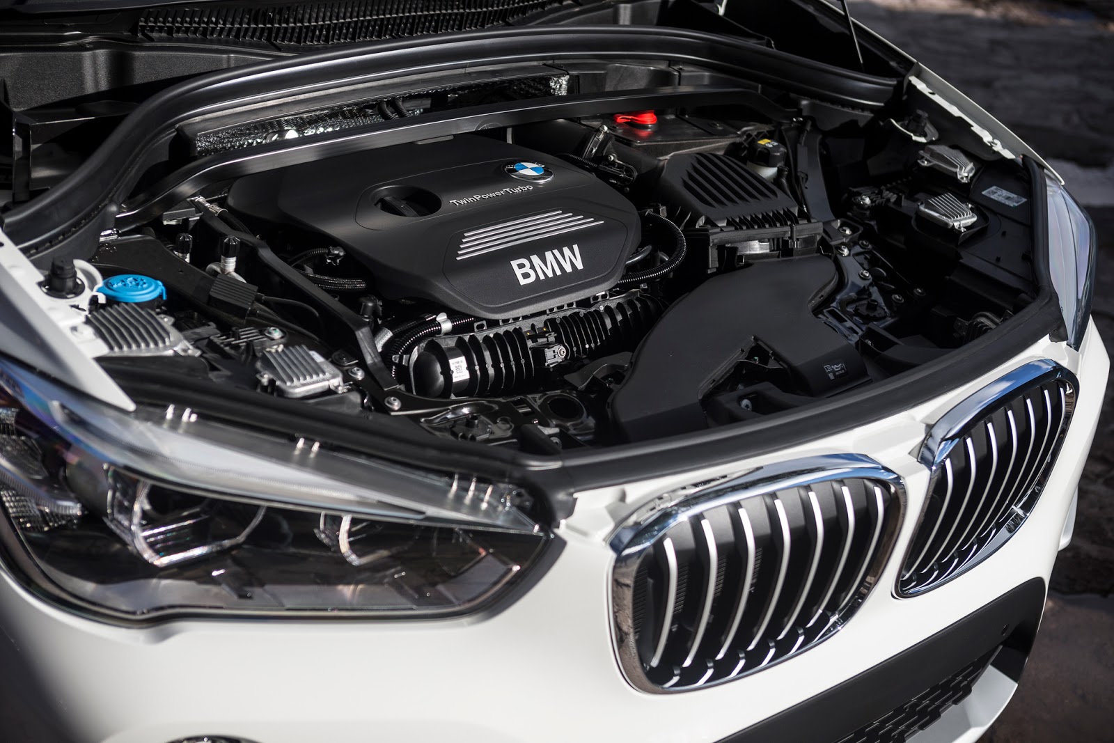 ADN Automotriz: BMW X1 2017: ¡Opulencia de una X5 con la agilidad de un ...