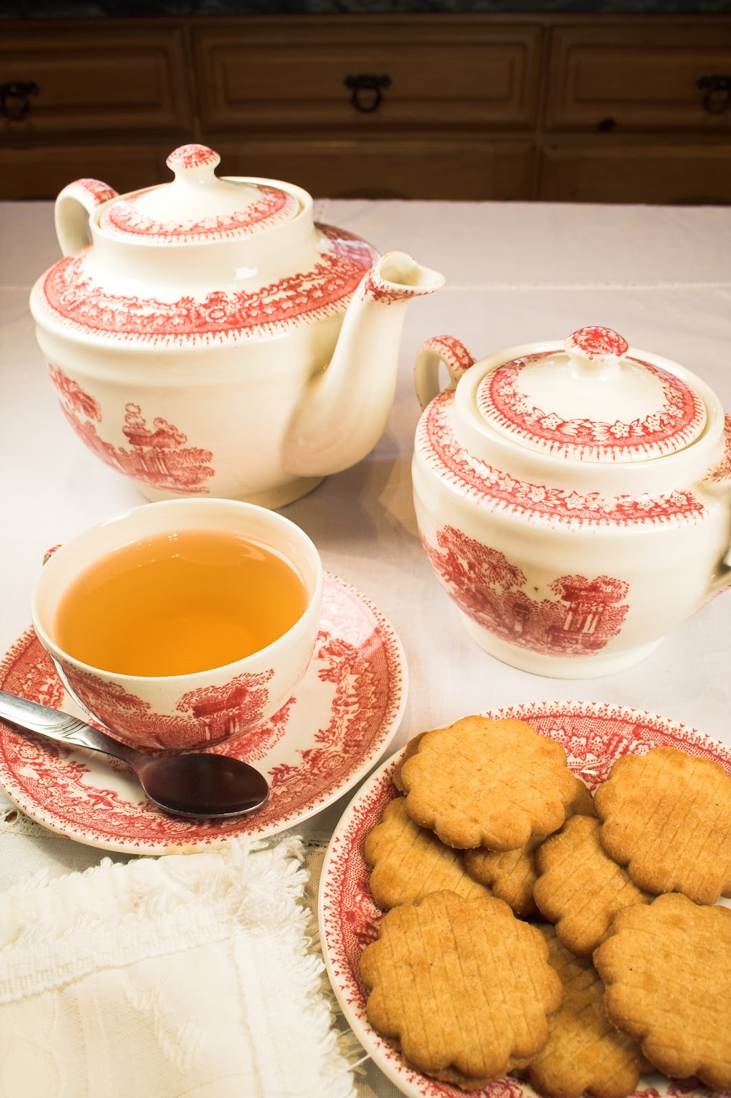 Unit Studies by Amanda Bennett: April 2012