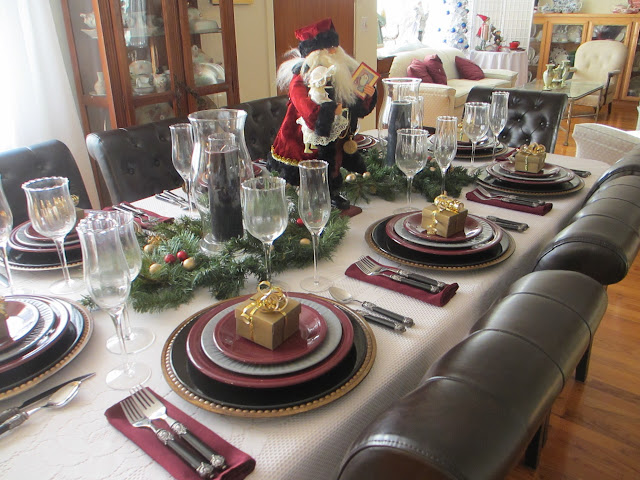 The Welcomed Guest: Victorian Christmas Table