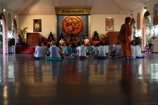 VIVIANAYOGA: QUE ES UN ASHRAM