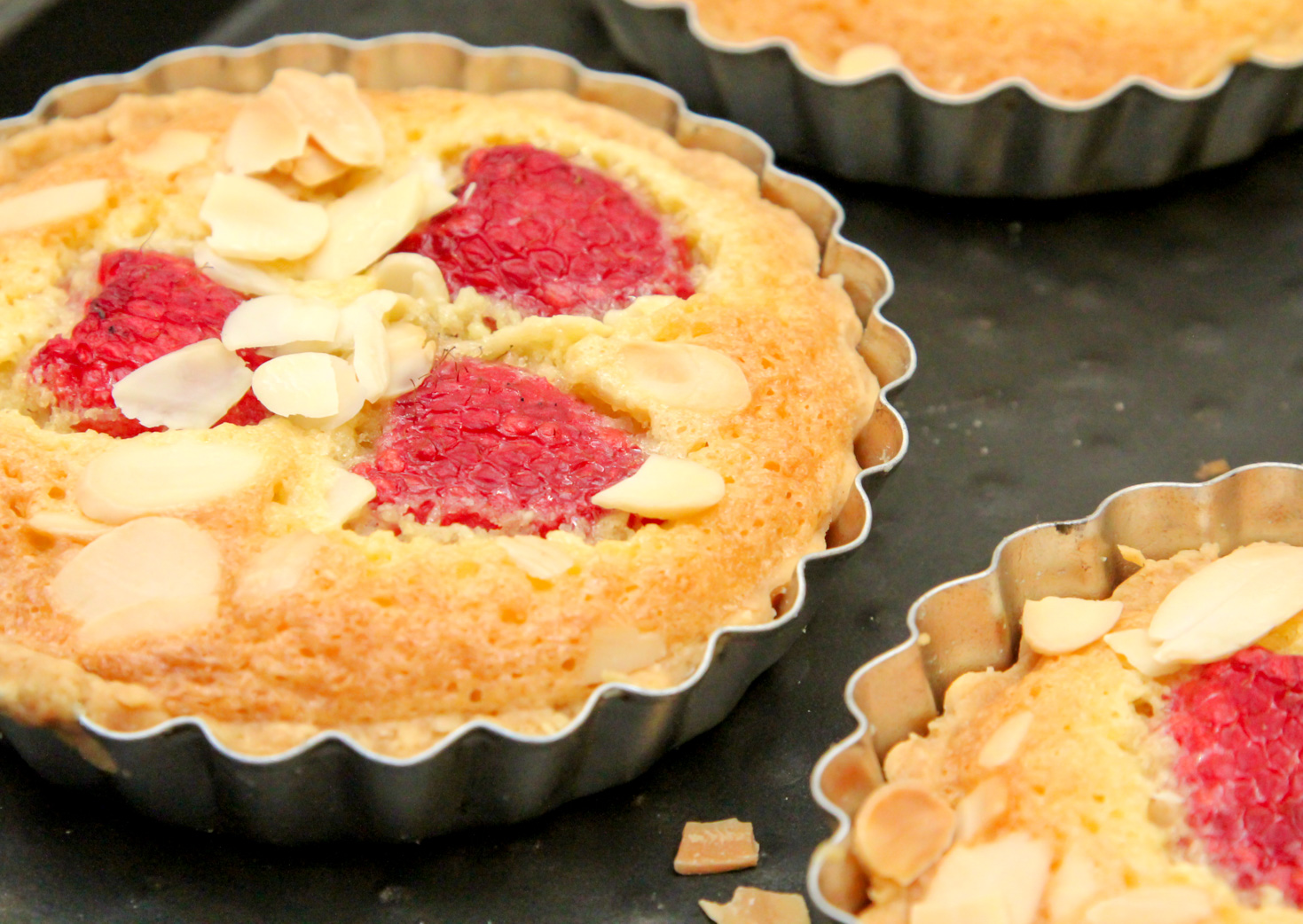 Kitchen Delights: Individual Raspberry Frangipane Tarts Recipe