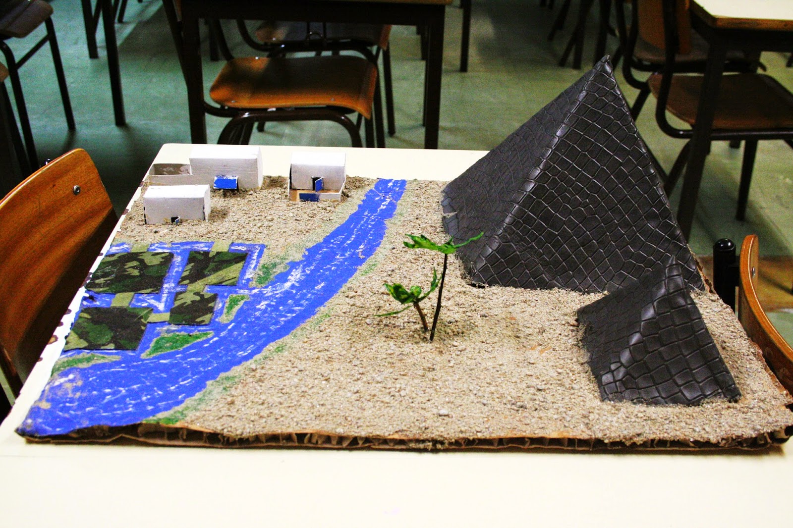 Anabela Magalhães: Maqueta - As Pirâmides do Egipto