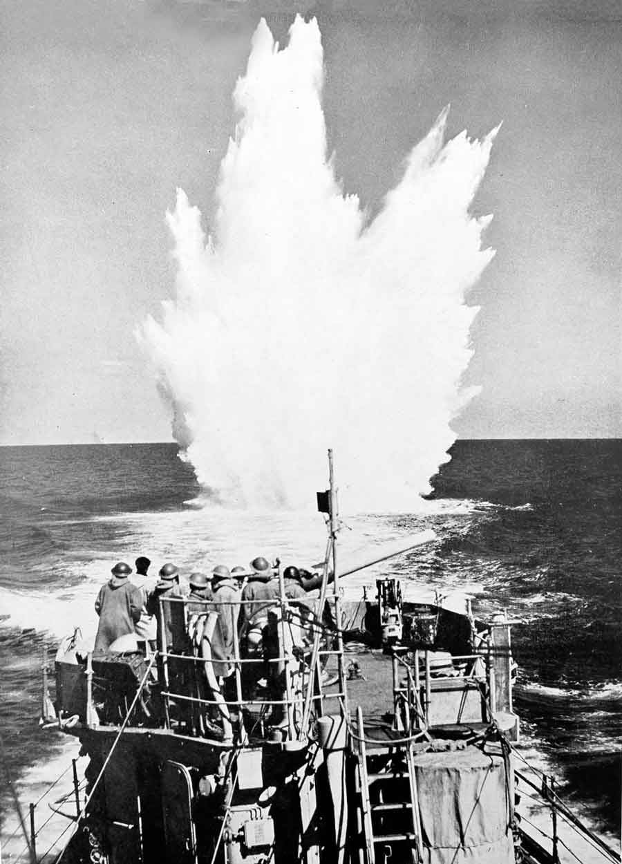 SURPLUS ARMY SECOND WORLD WAR MILITARY DEPOSIT - SURPLUS ARMÉE SECONDE ...