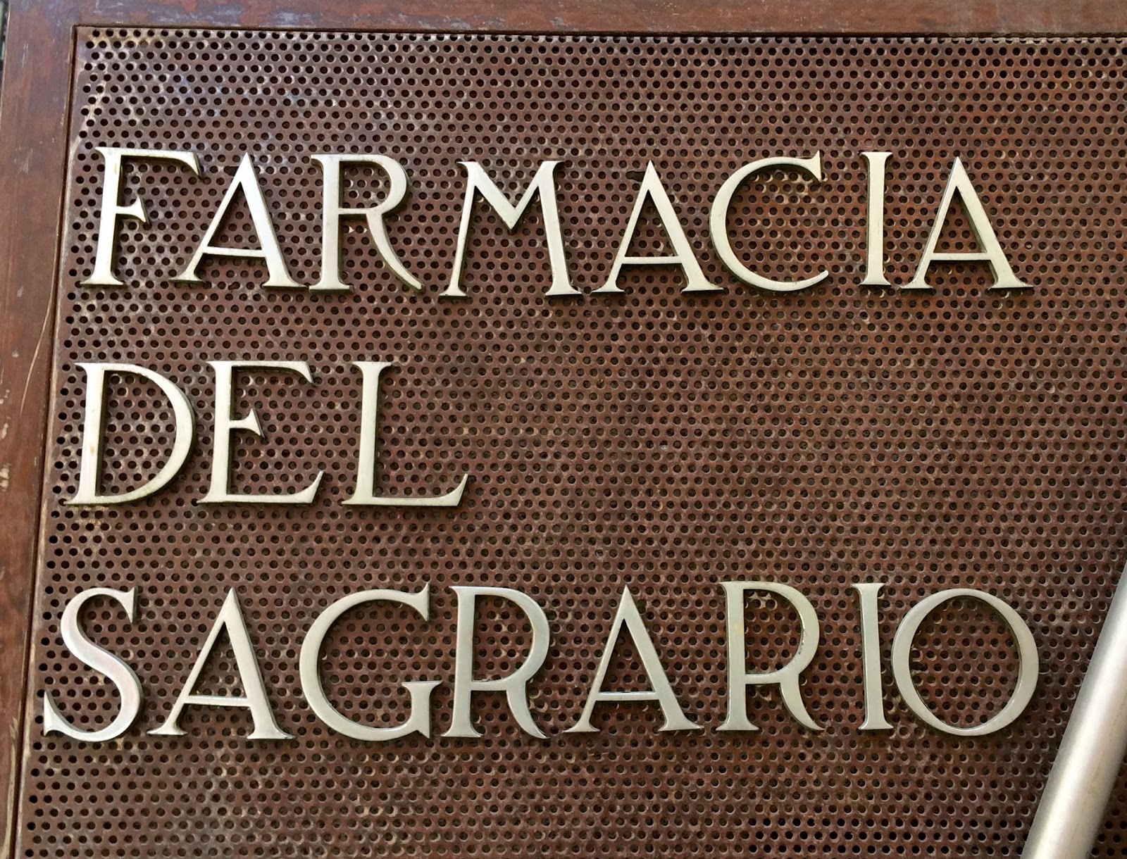 Margaret Shepherd: Calligraphy Blog: Extra-special Spanish signs