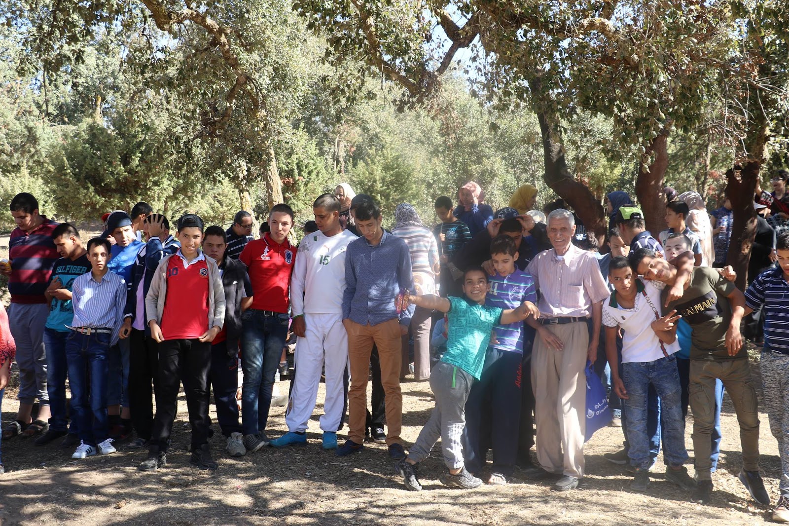 TLEMCEN : excursion pour 242 élèves handicapés mentaux à la comme de ...