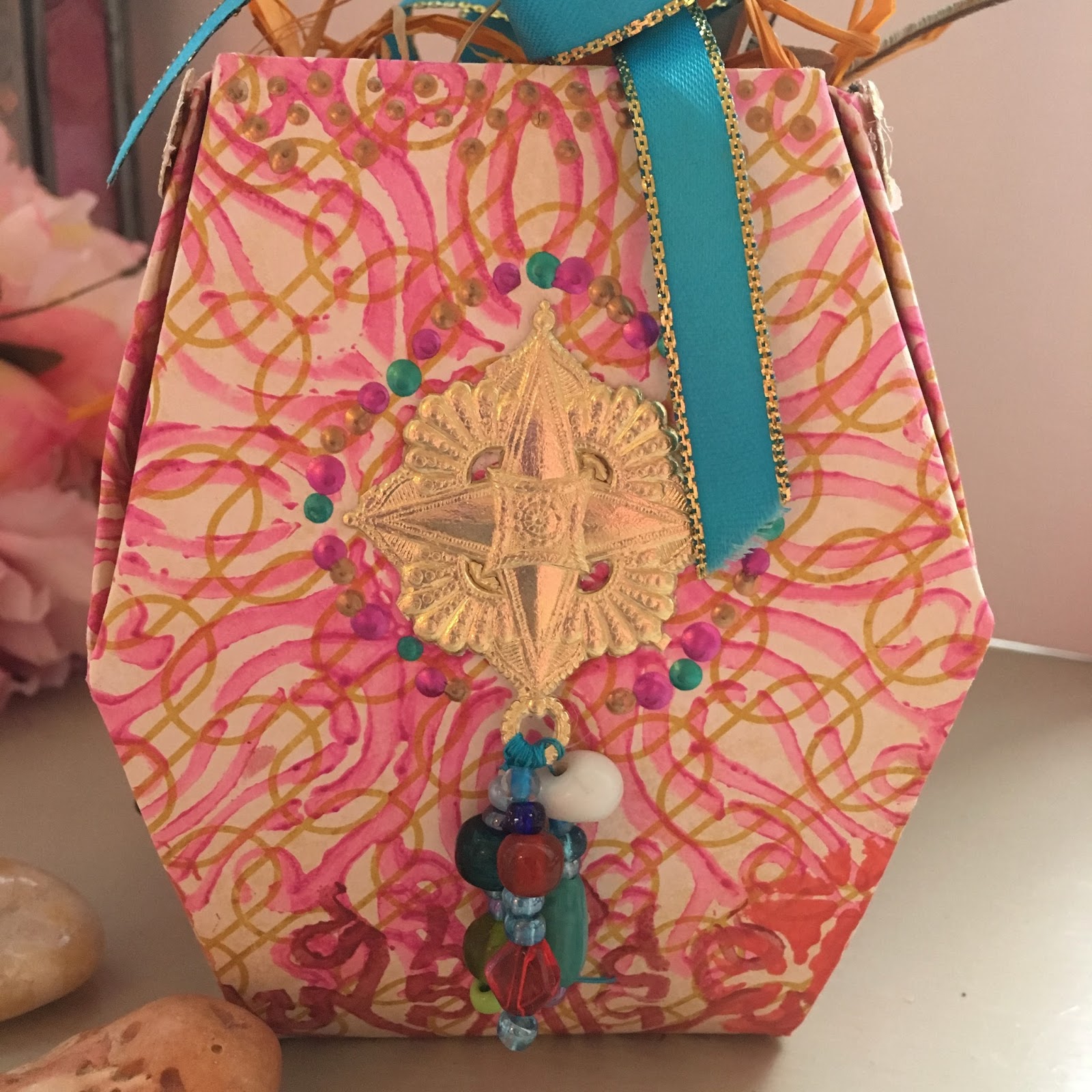 Lynda Shoup - Mixed Media Artist: Bohemian Paper Vase