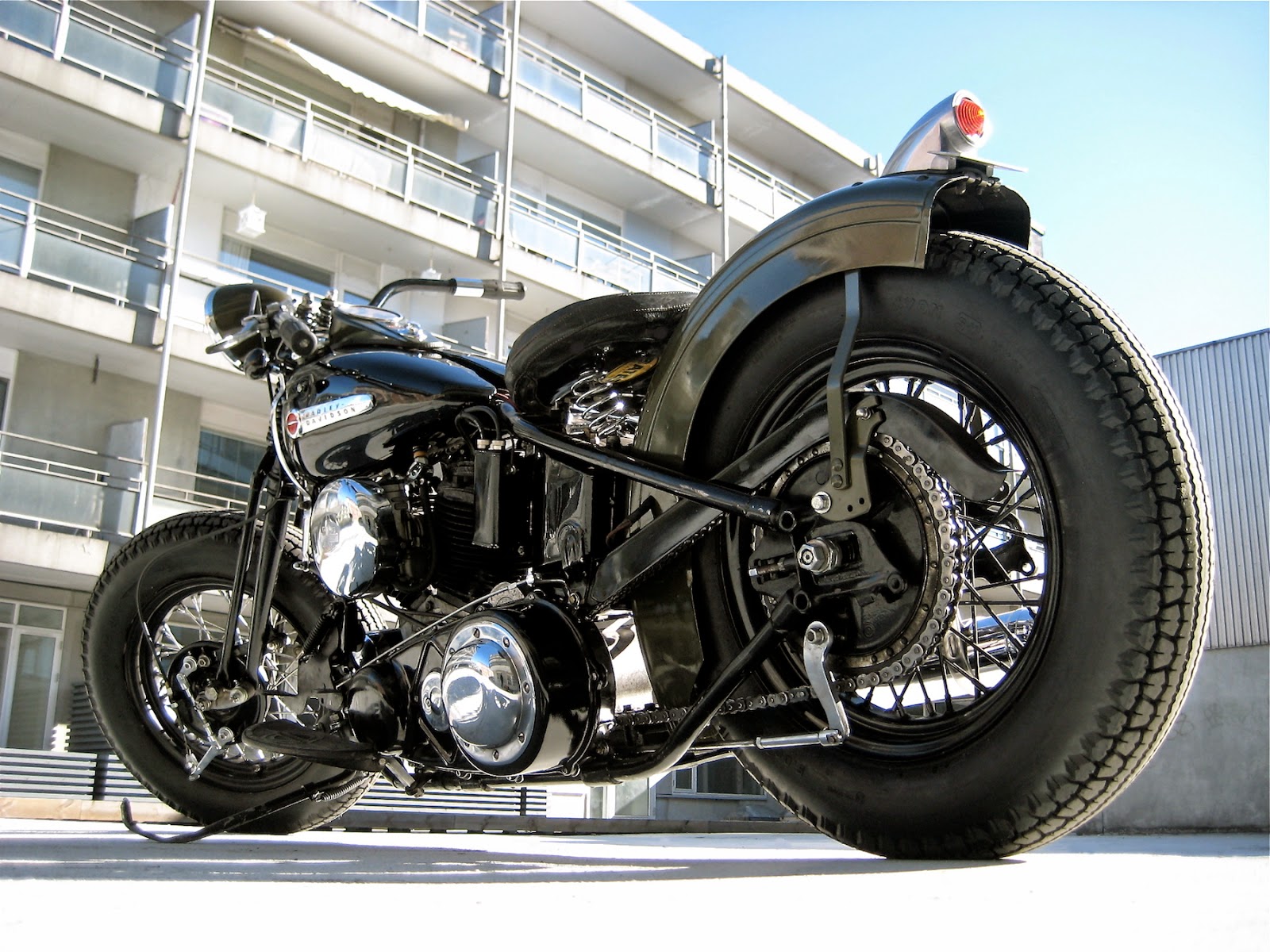JAMESVILLE MOTORCYCLES: JAMESVILLE '37 UL FLATHEAD BOBBER