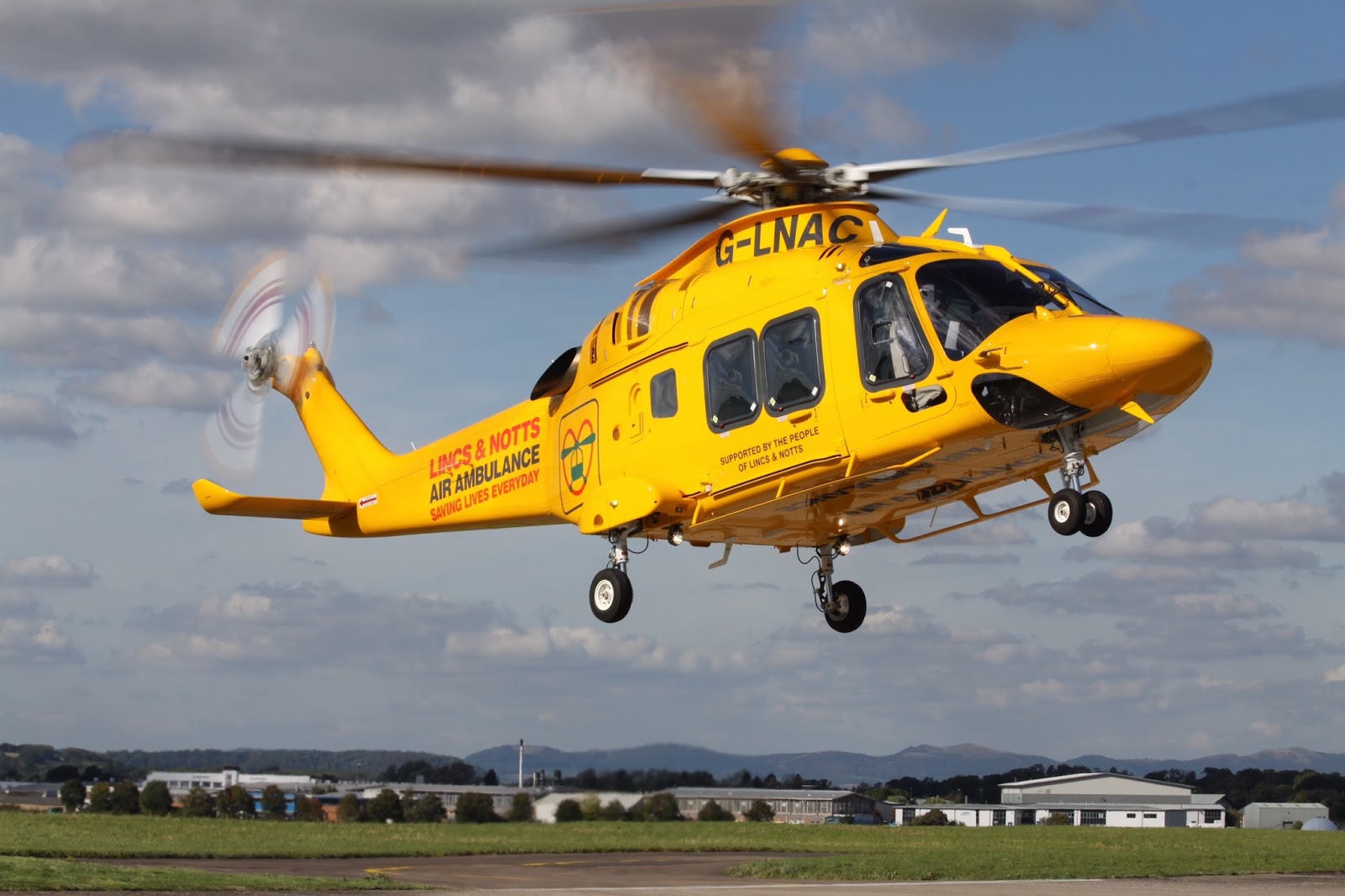 Nigel Fisher's Brigg Blog: LINCS & NOTTS AIR AMBULANCE HAS BUSIEST YEAR ...