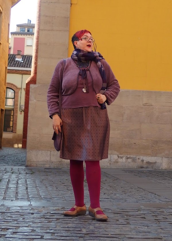 Señora Allnut: dusted shades