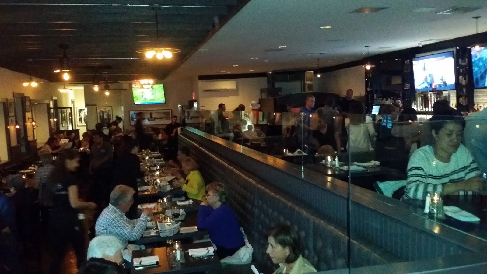 Pizza Quixote: Review: Patsy's Pizzeria