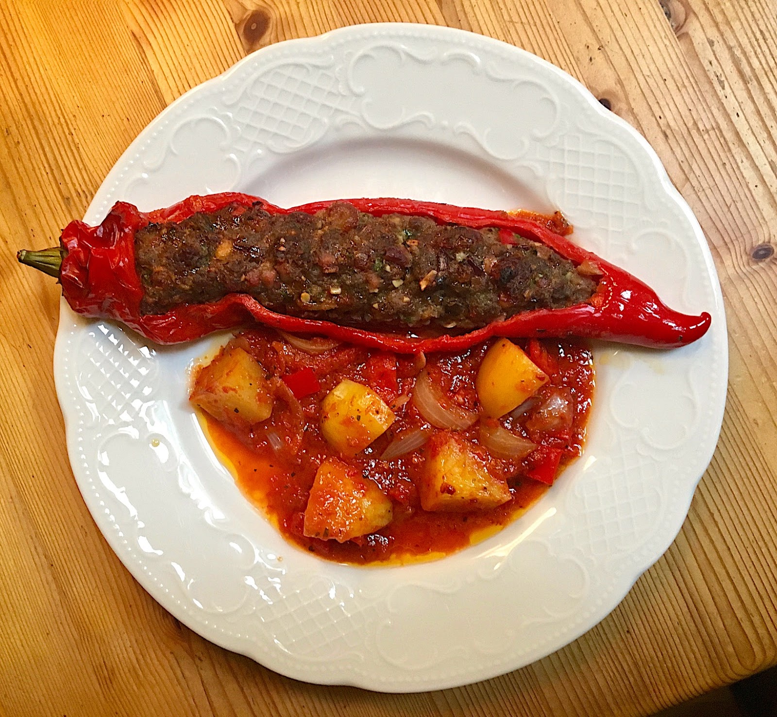 Spitzpaprika mit Überraschung