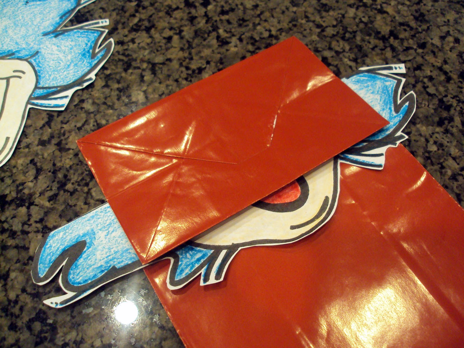 obSEUSSed: Dr. Seuss Thing 1 Thing 2 Paper Bag Puppet Printable