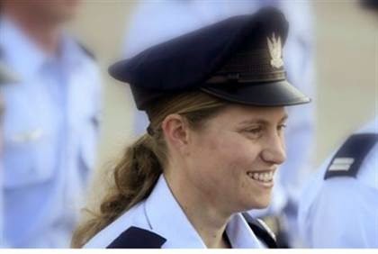 DUS IZ NIES !! Rare View...: 'She Flew Jets, Rode Motorbikes – but Died ...