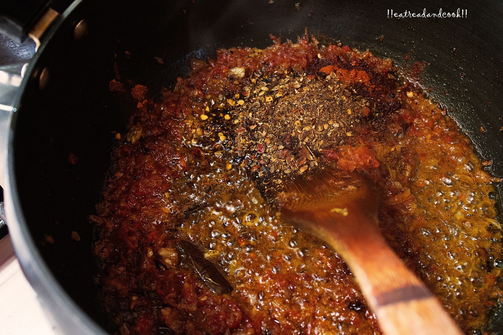 Highway Chicken Curry / Dhaba Style Chicken Curry