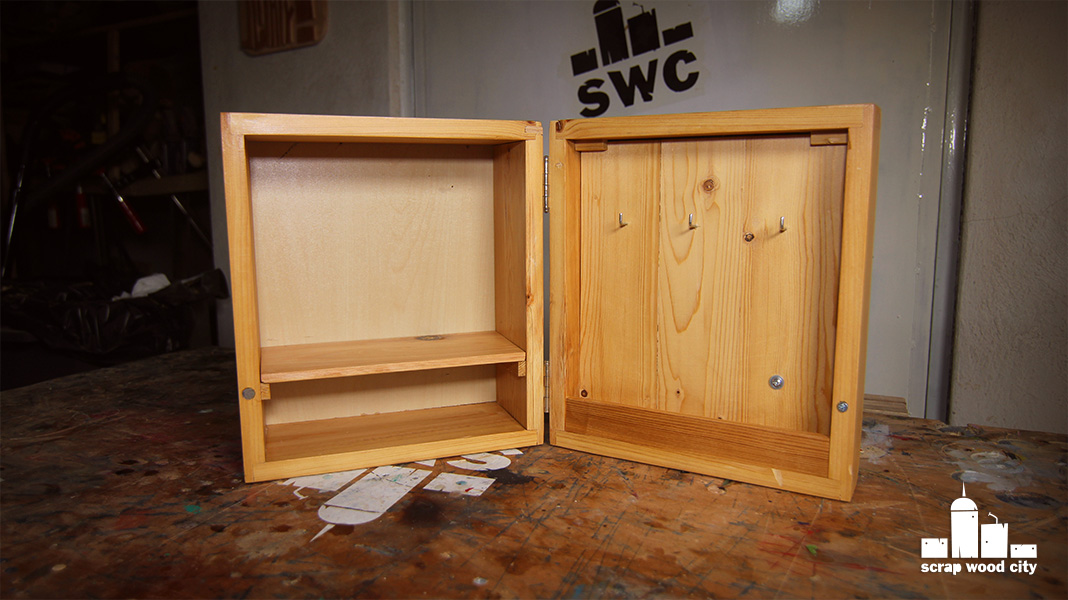 scrap wood city: How to make a wooden first aid cabinet - DIY