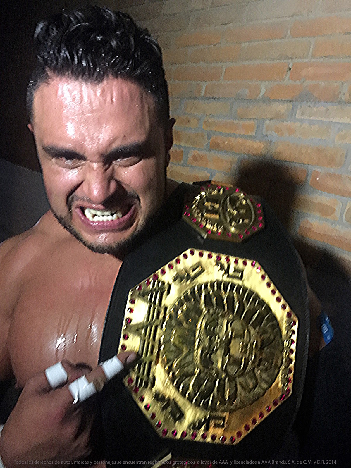 ESTRELLAS DEL RING.: El Texano Jr. habla tras su triunfo titular