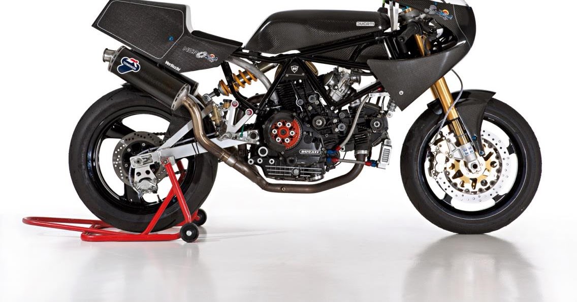 TT2 Carbon - RocketGarage - Cafe Racer Magazine