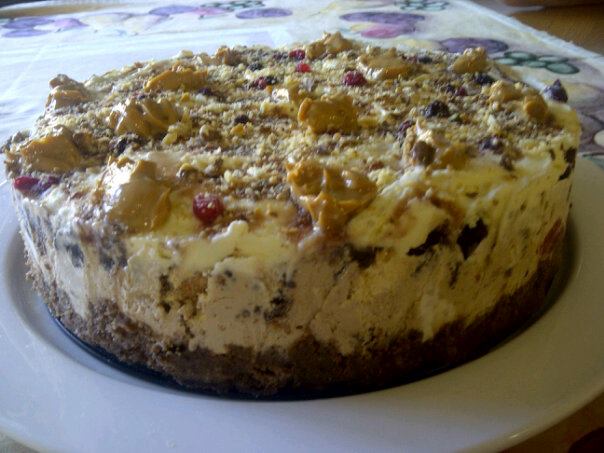 In en om die huis: Sondagaand Yskas/Vrieskas Tert