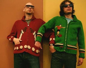 has been on music: UK // I monster > dean honer "struggle" - nov 2011