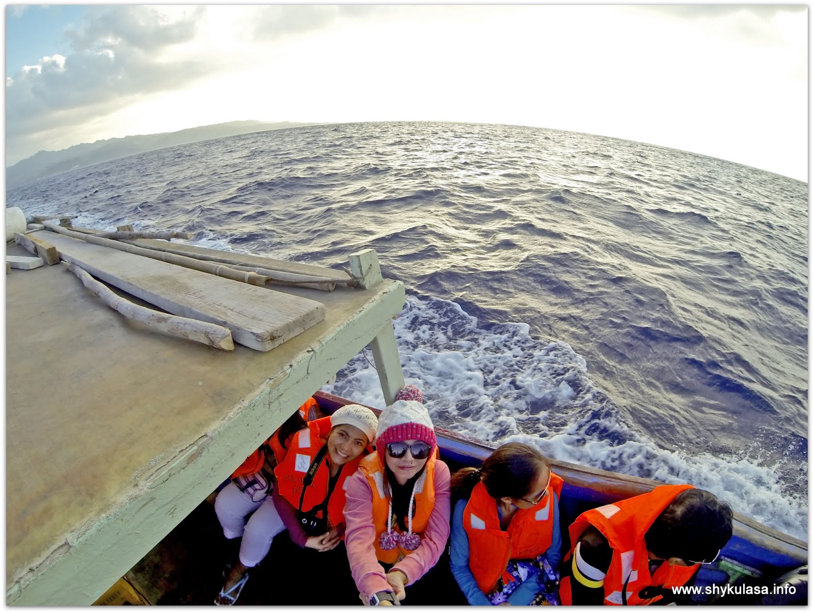 BATANES : FALUWA and SABTANG TOUR on Day 2 ~ Shie Went To Town