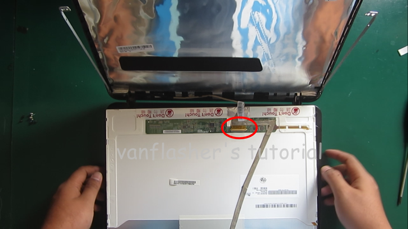 Cara Melepas Dan Mengganti Lcd Untuk Semua Jenis Dan Merk Laptop ...