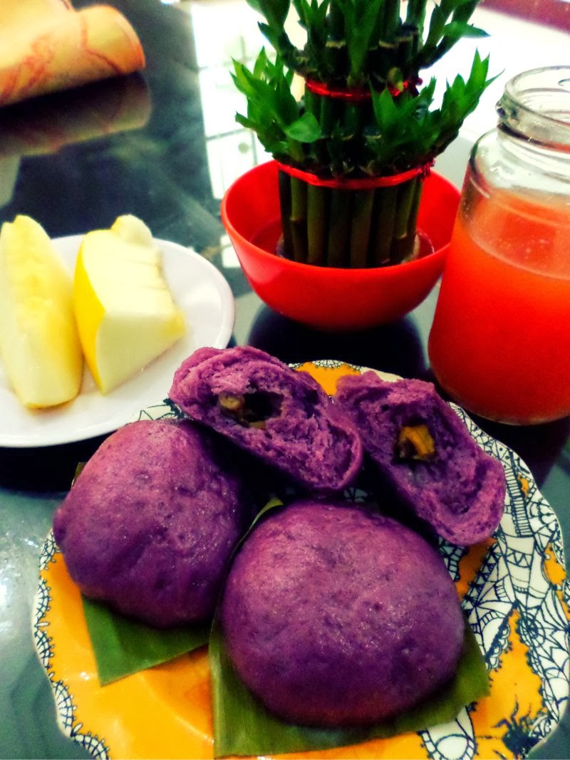 Amal's Kitchen : Simple & Easy Recipes: Bakpao Ubi Ungu (Sweet Potato ...