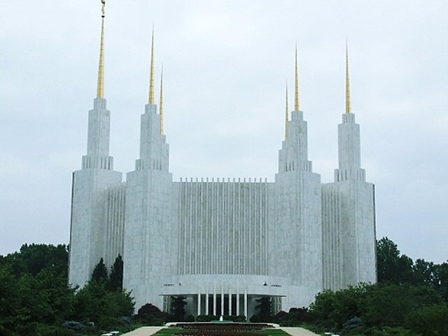 A Harmonious Combination : Nostalgic Temple Trips