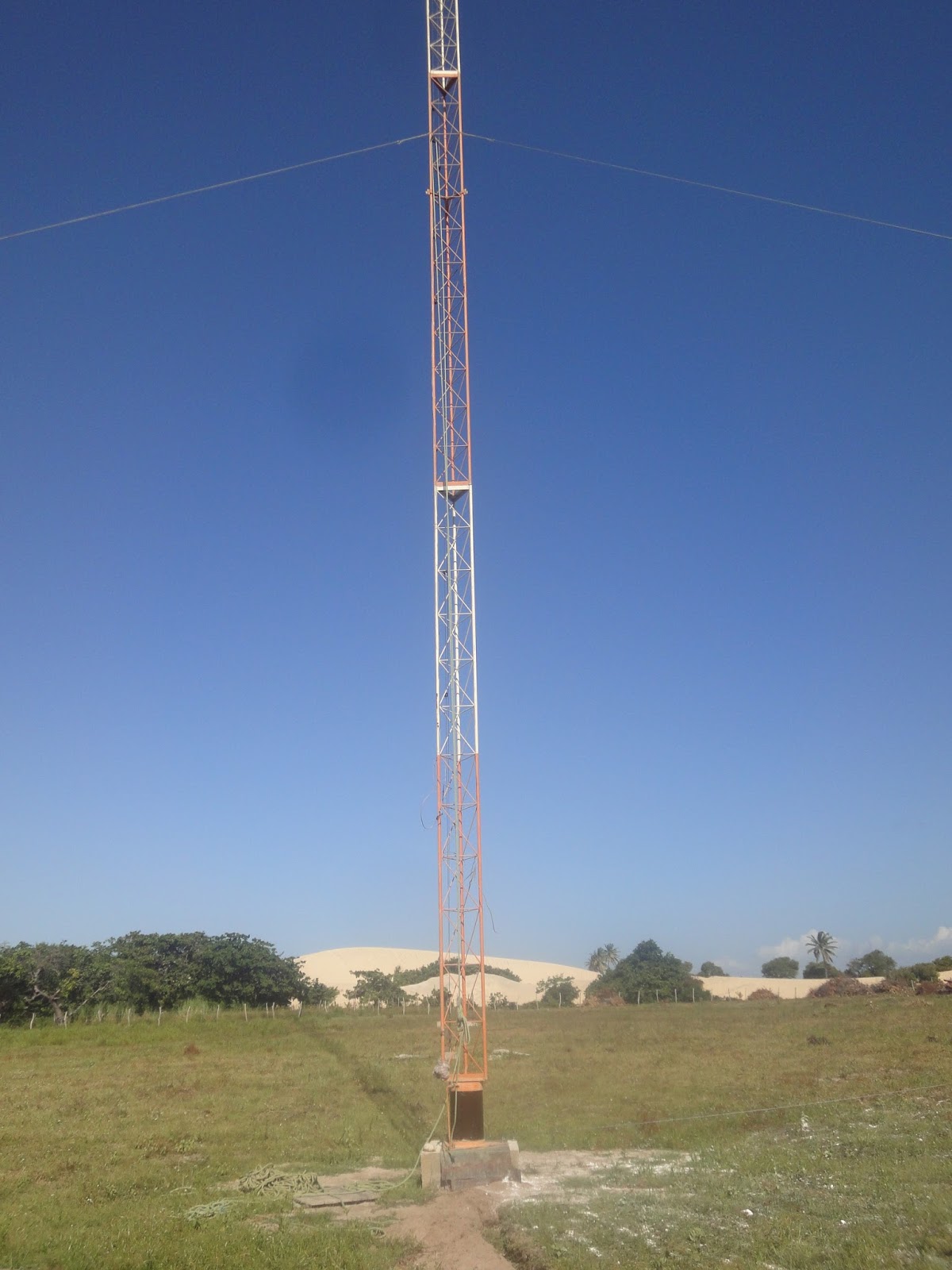TORRE TUBULAR COM 60 METROS"